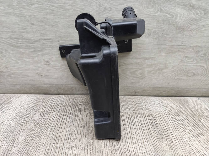 Купити Бачок омивача скла Skoda Rapid Skoda Fabia 3 (2014-2018 ...