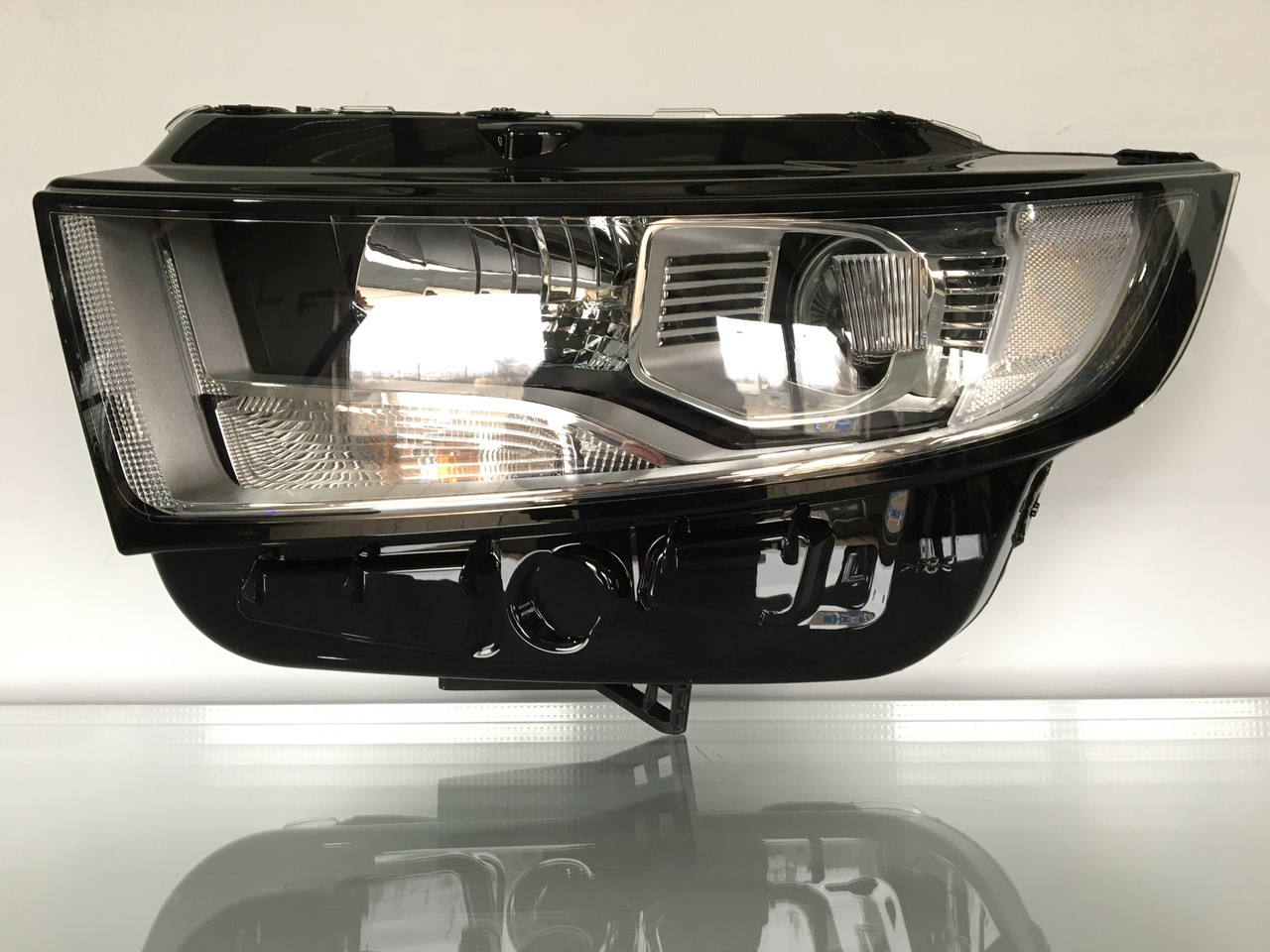 Фара Передня Ліва Ford Edge 2015-2018 FT4Z-13008-F — у Категорії ...