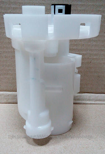 Фильтр топливный KIA Rio 1,4 / 1,6 бензин 05-11 гг. Parts-Mall (31112 ...