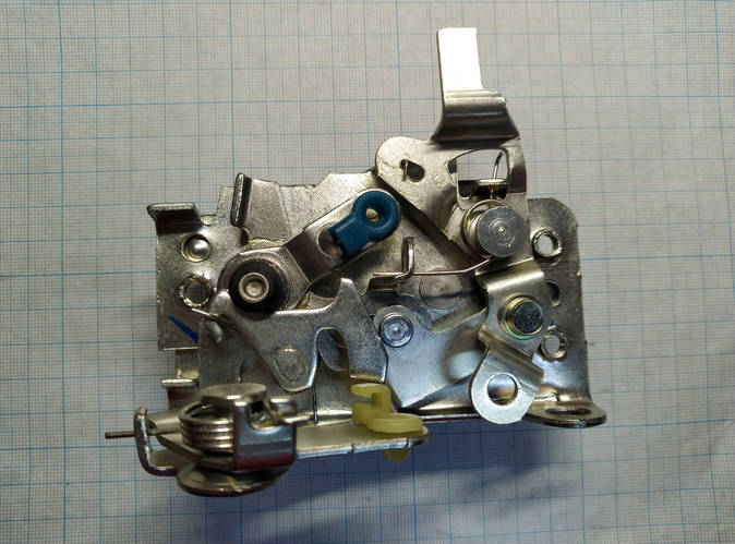 Купить Механизм замка передней правой двери GENERAL MOTORS 96209547 ...