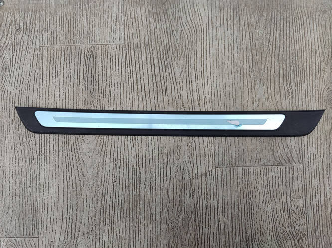 Купити Молдинг накладка порогу дверного пройому передньої лівої дверки ...