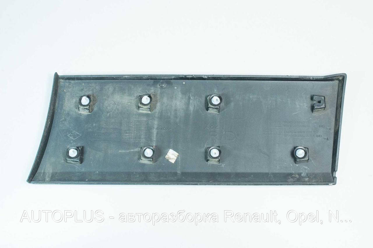 Купити Молдинг бічний задній правий Renault Trafic (Opel Vivaro, Nissan ...