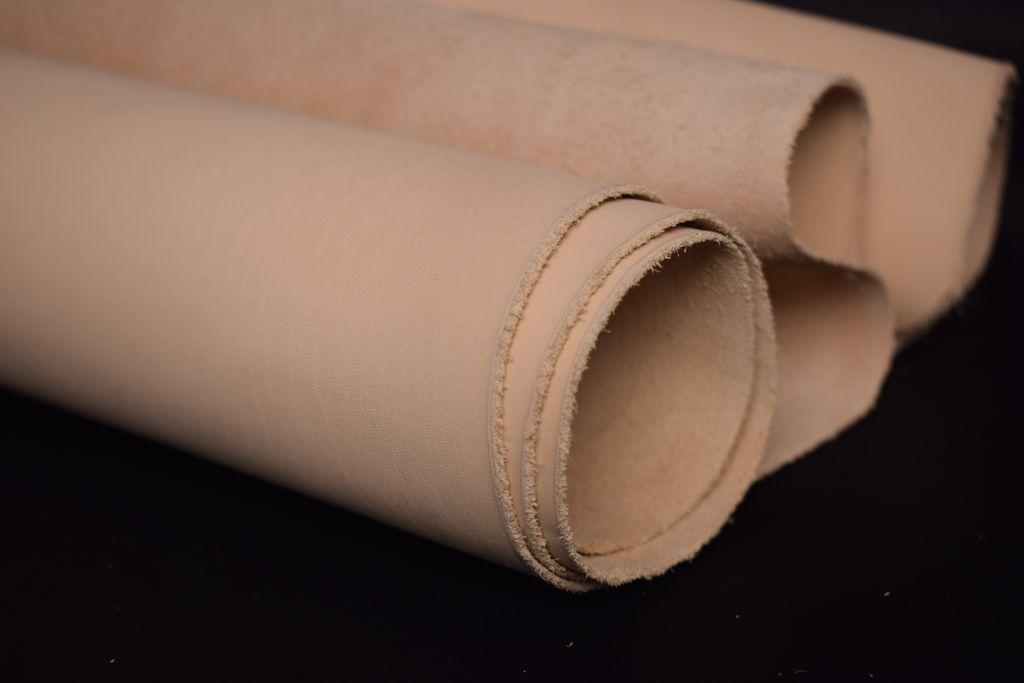 Кожа растительного дубления - не окрашенная - толщина 1.2-1.4 мм ...