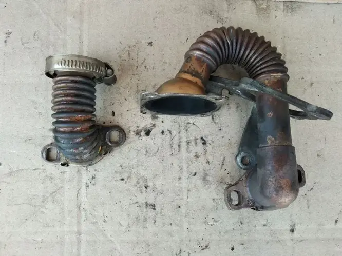 Трубка рециркуляції картерних газів (EGR) Renault Kangoo 8200577965 ...