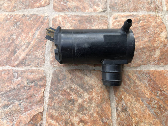 Моторчик насос омивача лобового скла Asmo 8603101260 Mazda Мазда 323 BG ...