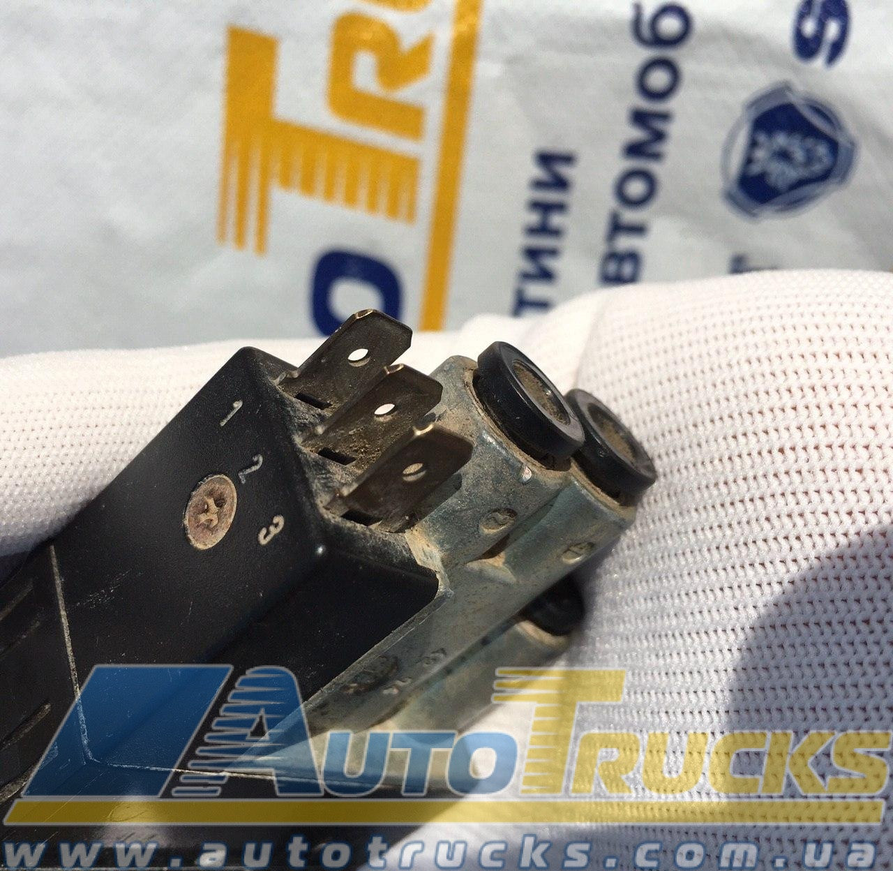 Купити Панель приладів кнопка блокування моста Б/в для DAF CF ...