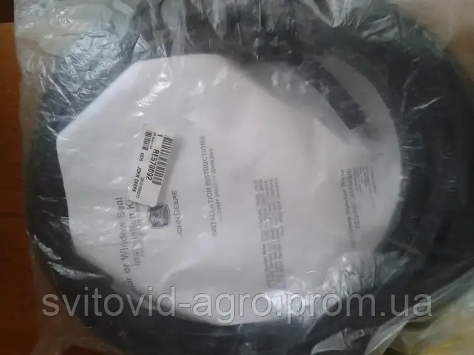 Ущільнювач дверей John Deere RE570092 (ID#1600711020), ціна: 2 ...
