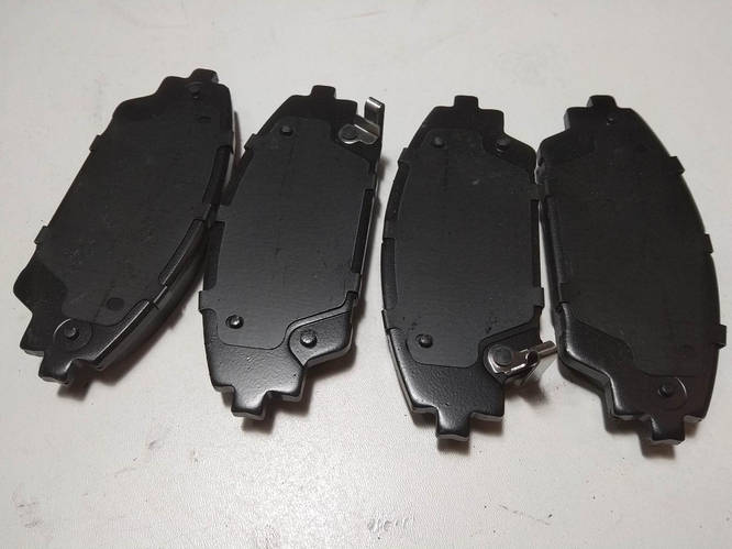 Колодки передние тормозные MAZDA 3 (BM), Hi-Q (SP1729) (BHY1-33-28ZA ...