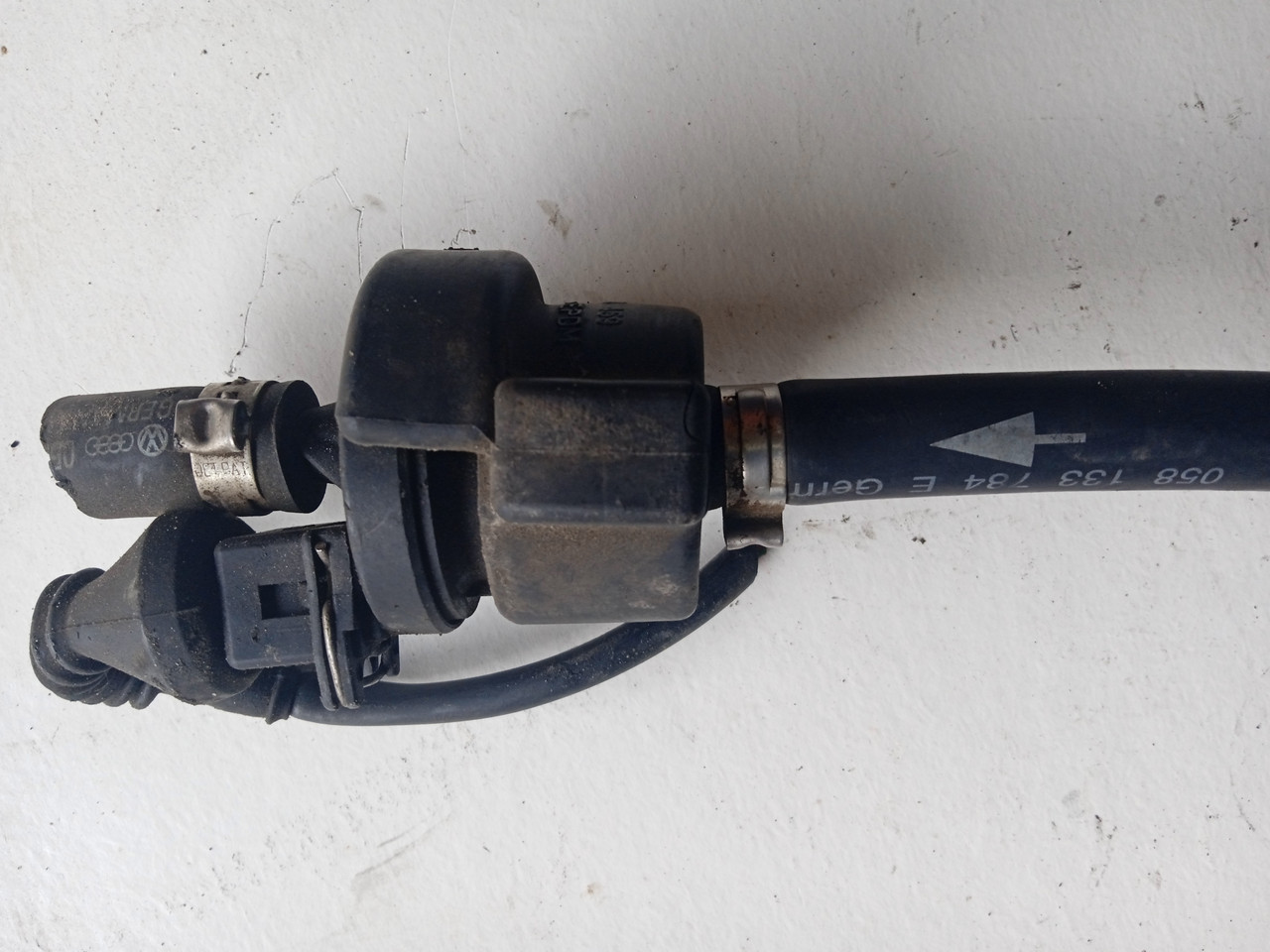 Клапан вентиляції паливного бака Audi 058133459, цена 300 грн — Prom.ua ...