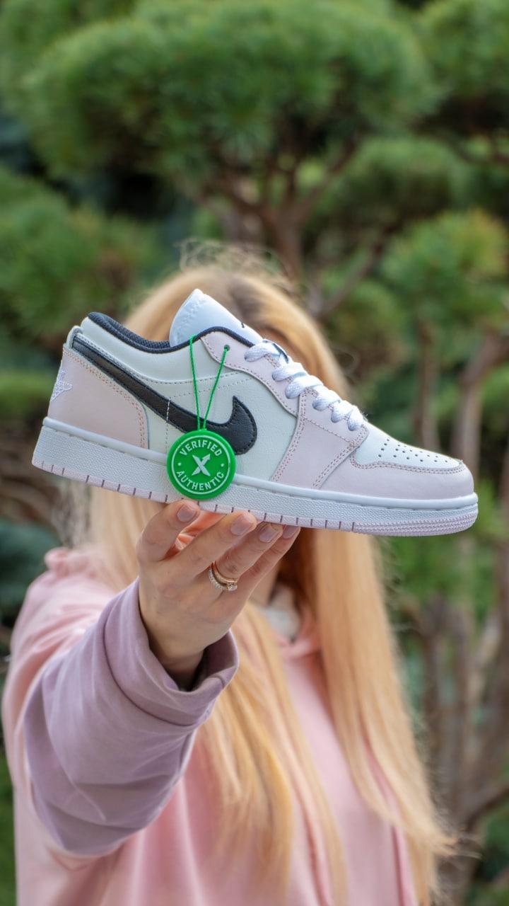 Кроссовки Nike Air Jordan 1 Retro Light Pink White. Найк Аир Джордан ...