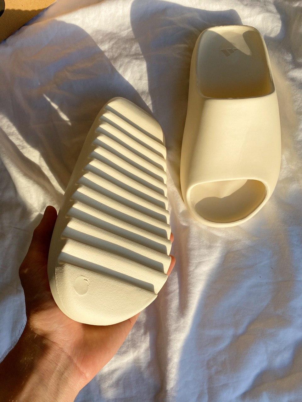 Шлепанцы Adidas Slide Bone женские молочные шлепки сланцы тапки адидас ...