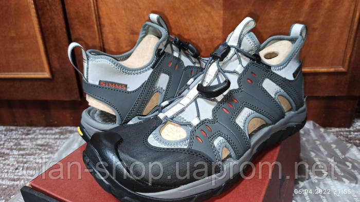 Купити Чоловічі сандалі Simms Confluence Wet Wading Sandals, ціна 4725 ...