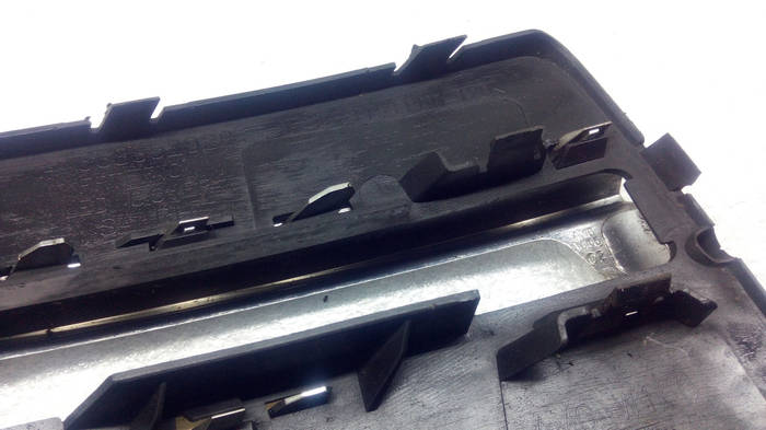 Купить Решетка в бампер передняя правая Мерседес МЛ, Mercedes ML W166 ...