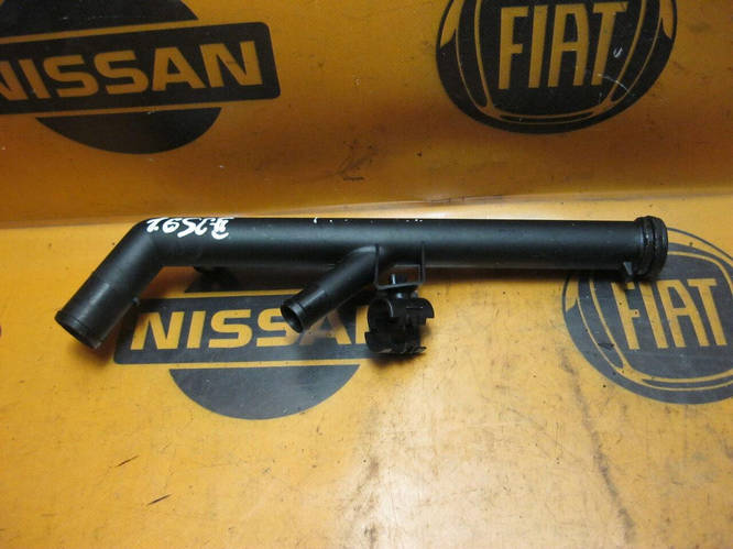 Б/У Патрубок системы охлаждения RENAULT MEGANE III Kangoo I 8200134513 ...