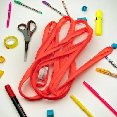 Купить Пенал Zipit Neon Jumbo Glowing Peach (ZTJ-NN-2), цена 444 ...