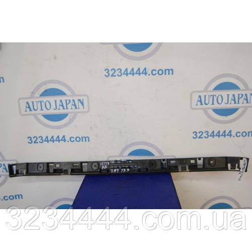 Кронштейн заднього бампера VOLKSWAGEN JETTA USA 10-17 5C6 807 863, ціна ...