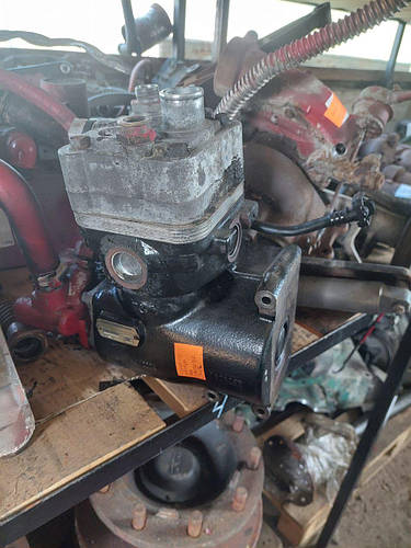 Купить Компрессор воздуха б/у MAN TGX (51541007121, 51541007231 ...