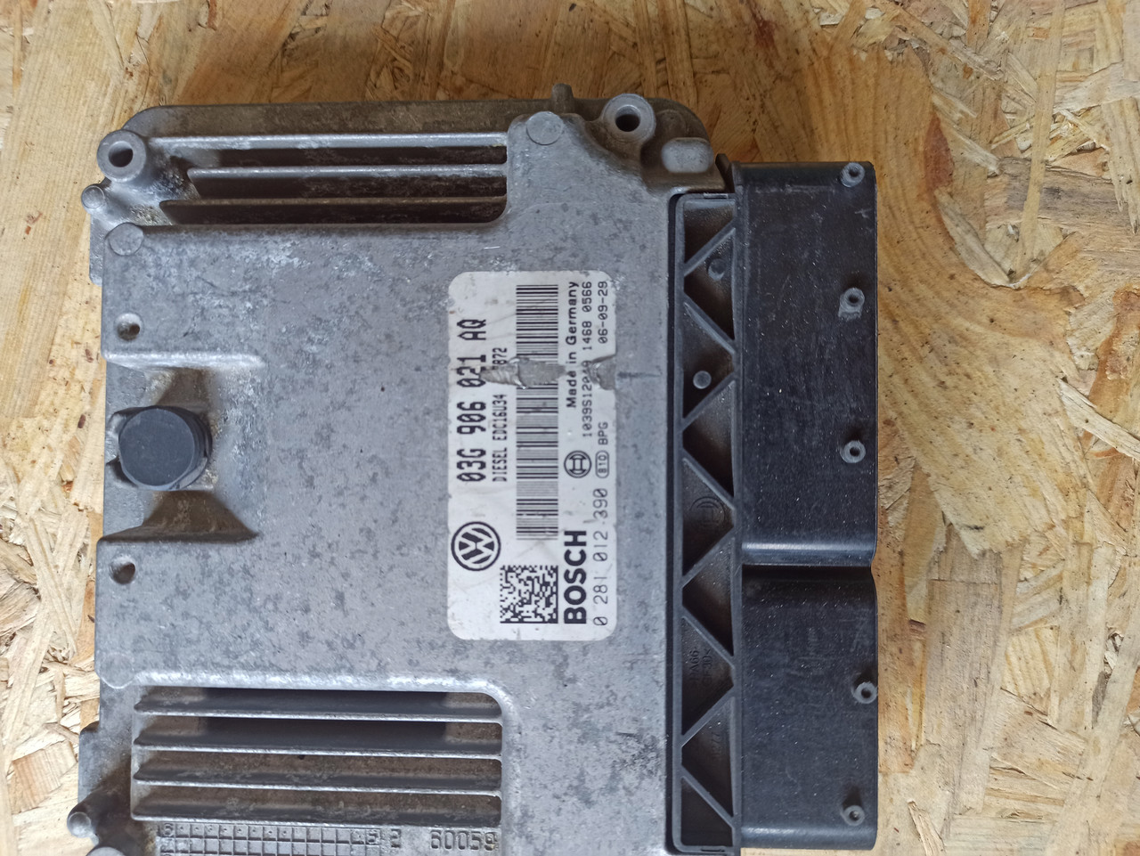 Купити БЛО0К К К КПРУВАННЯ ДВІГАТЕЛЕМ VW VOLKSWAGEN CADDY 03G 906 021AQ ...