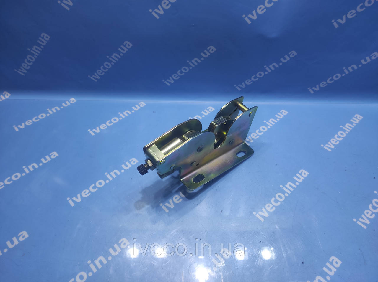 Замок кабины IVECO EUROCARGO STRALIS TRAKKER 504125466 98405163 ...
