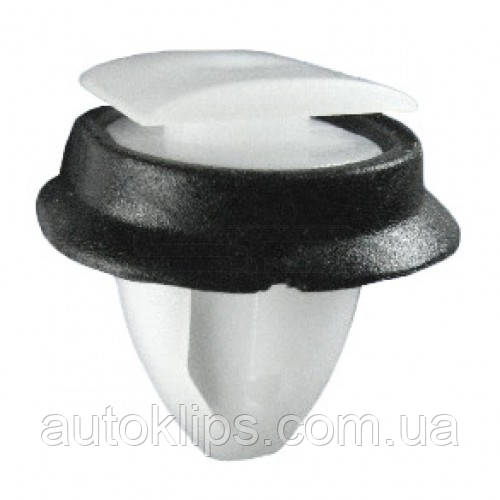 Клипса пистон крепления молдинга листви Fiat Ducato \ Peugeot Boxer ...