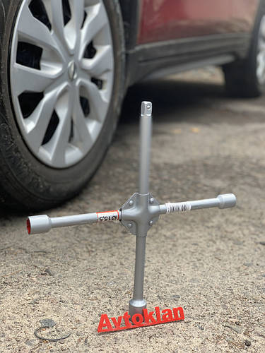 Балонний ключ для коліс авто CARLIFE торцевий хрещатий 17, 19, 21 мм, 1 ...