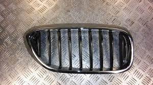 Решетка радиатора BMW 5 (G30) 17- правая хром. / хром / черн. глянец ...