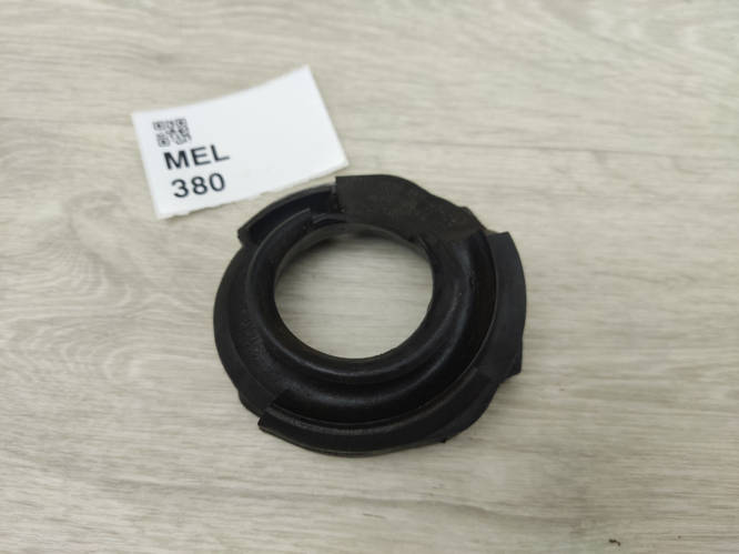 Проставка гумове кільце пружини задньої нижня BMW 1 E87 3 E90 E92 ...