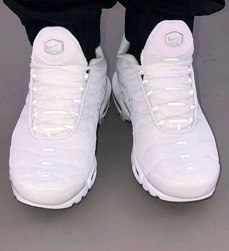 Купити Чоловічі білі Кросівки Nike Air Max Tn+, ціна 2490 ₴ - Prom.ua ...