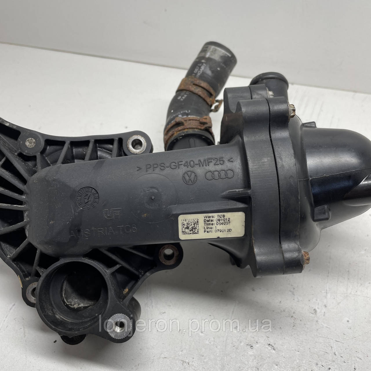 079121012D VAG НАСОС ОХЛАЖДЕНИЯ ДВИГАТЕЛЯ (ПОМПА ВОДЯНАЯ) VW TOUAREG 2 ...