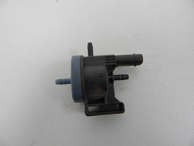 Б/У Електромагнітний клапан AUDI A4 06K906283, цена 1006 грн — Prom.ua ...