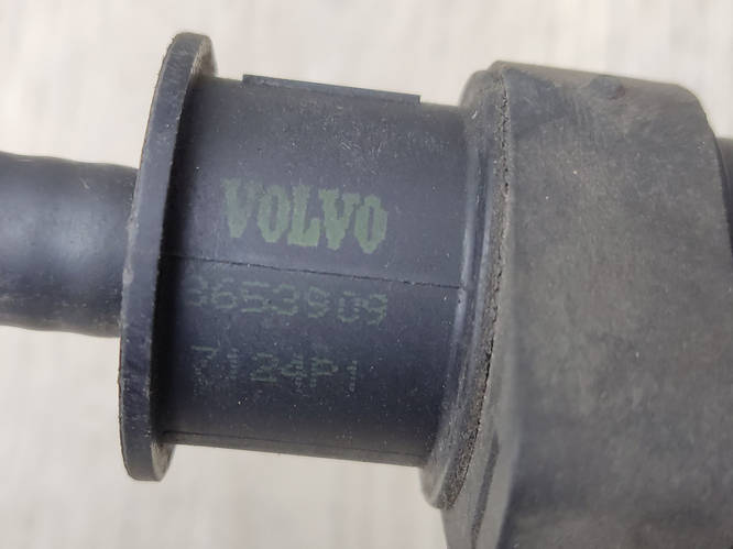 Клапан вентиляції паливного бака Volvo S80 V70 XC70 8653909, цена 1230 ...