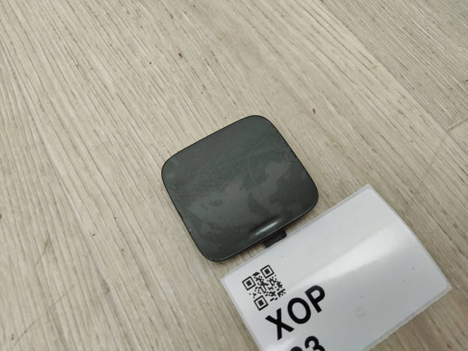 Купить Заглушка буксирувального крюка гака заднього бампера Volvo XC60 ...