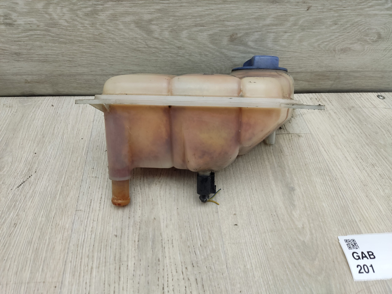 Купити Бак Бачок системи охолодження розширювальний Audi A6 C7 A6 C6 A4 ...