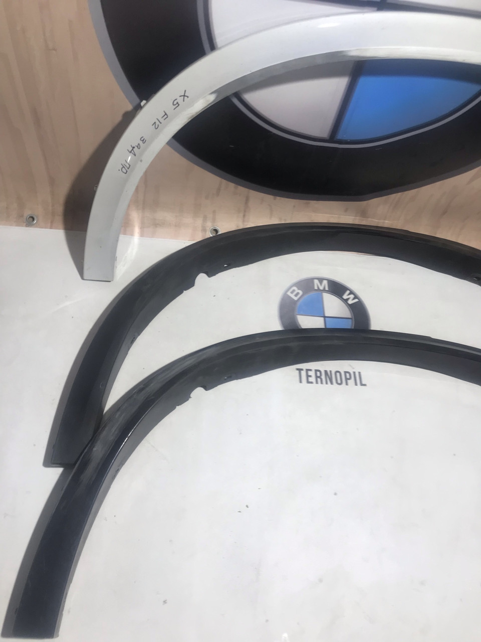 Купить Накладка молдинг крыла Оригинал зад правый М пакет бмв bmw X5 ф ...