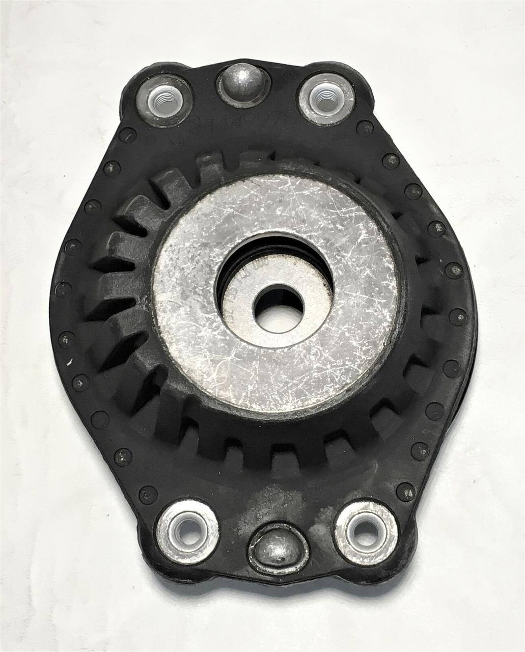 Купить Сайлентблок опорный с подшипником GM 84449978 OPEL Insignia-B ...