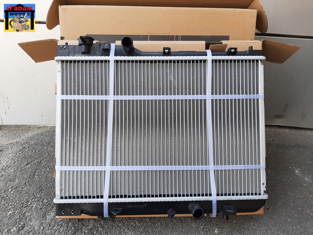 Радіатор охолодження MAZDA 323 F, MAZDA 323 S, PREMACY 2.0D 1998-2005 ...