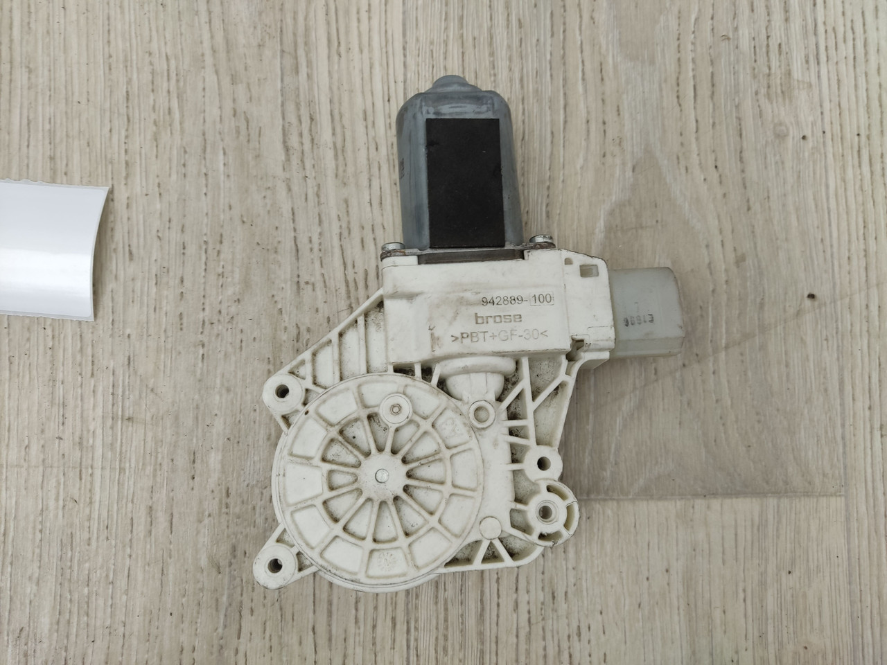 Купити Мотор моторчик склопідйомника дверей правий BMW 5 F10 (2010-2016 ...