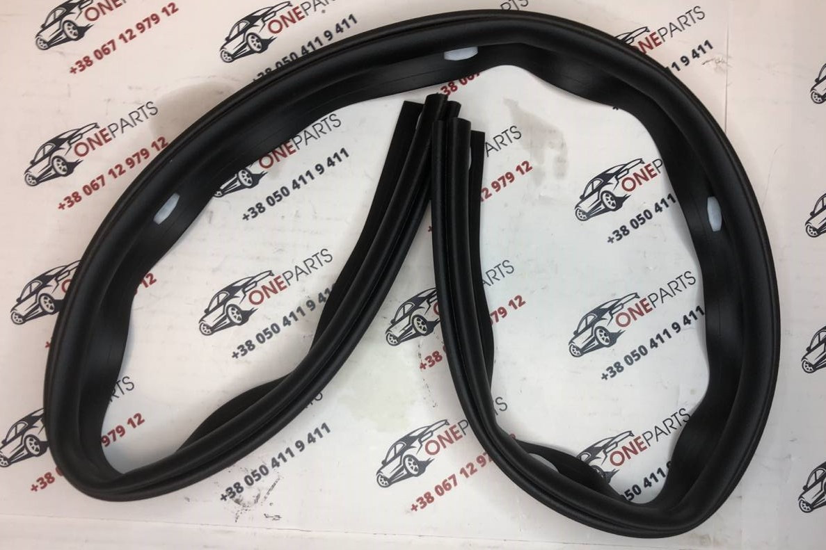 Уплотнитель передней двери Mitsubishi - 5725A165 (ID#1647953473), цена ...