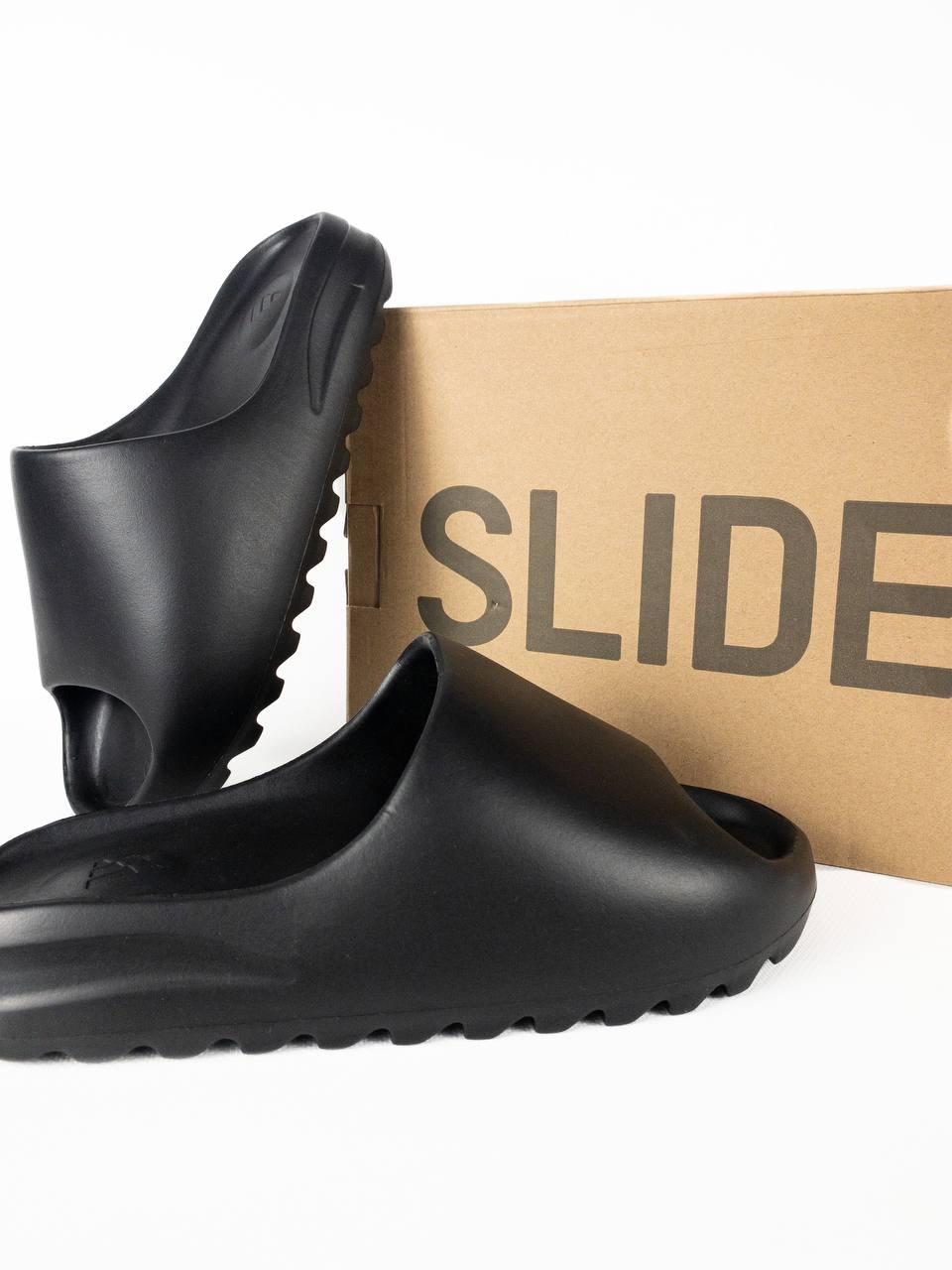 Мужские шлепки Adidas Yeezy Slide Black. Стильные мужские тапки Адидас ...