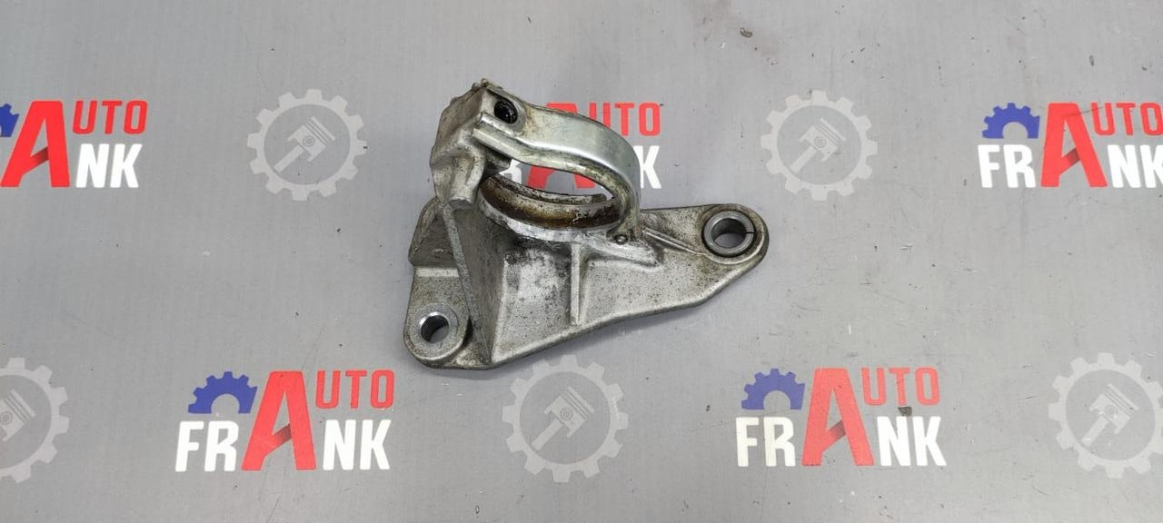 кронштейн підвісного підшипника 8200684534 для Renault, ціна 943 грн ...