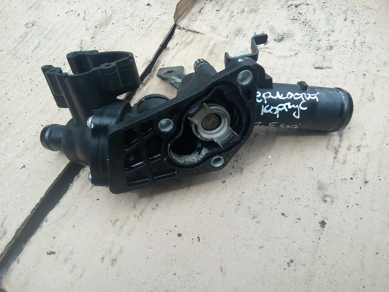 Корпус термостата Renault Scenic III Megane III Kangoo 1.5DCI ...