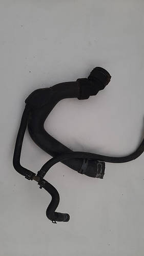 Патрубок радиатора двигателя верхний Audi A6 C5 4B0121101D, цена 400 ...