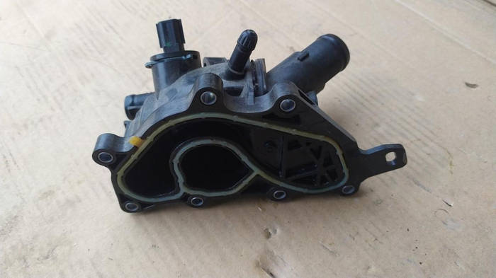 Купить Корпус термостата для Nissan juke ii f16 2020р., 110609301R ...