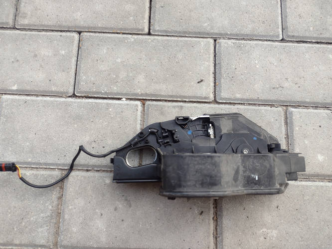 Замок BMW 7 F01 F02 7185688 правих задніх дверей БМВ 7 (ID#1650547034 ...