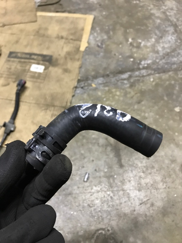 Патрубок системы охлаждения Porsche Macan 95B CTMA 2017 (б/у) (ID ...