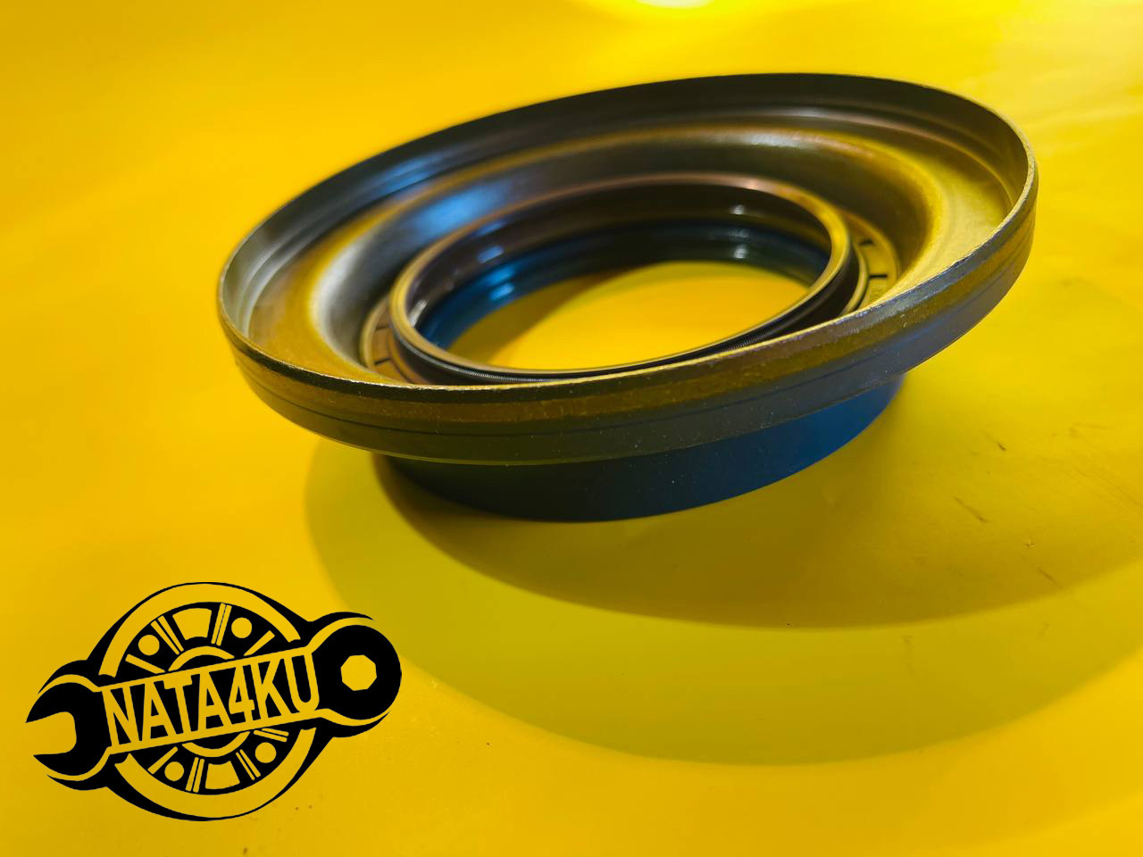 Купить Сальник дифференциала входного 85x145x12x37 Mercedes actros ...