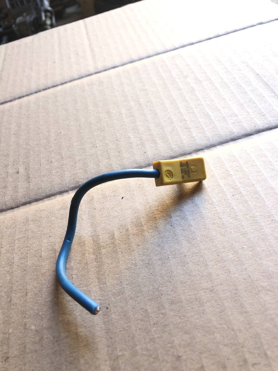 4a0972562c 4a0 972 562 c Разъем фишка соединение audi vw запчасти б/у ...