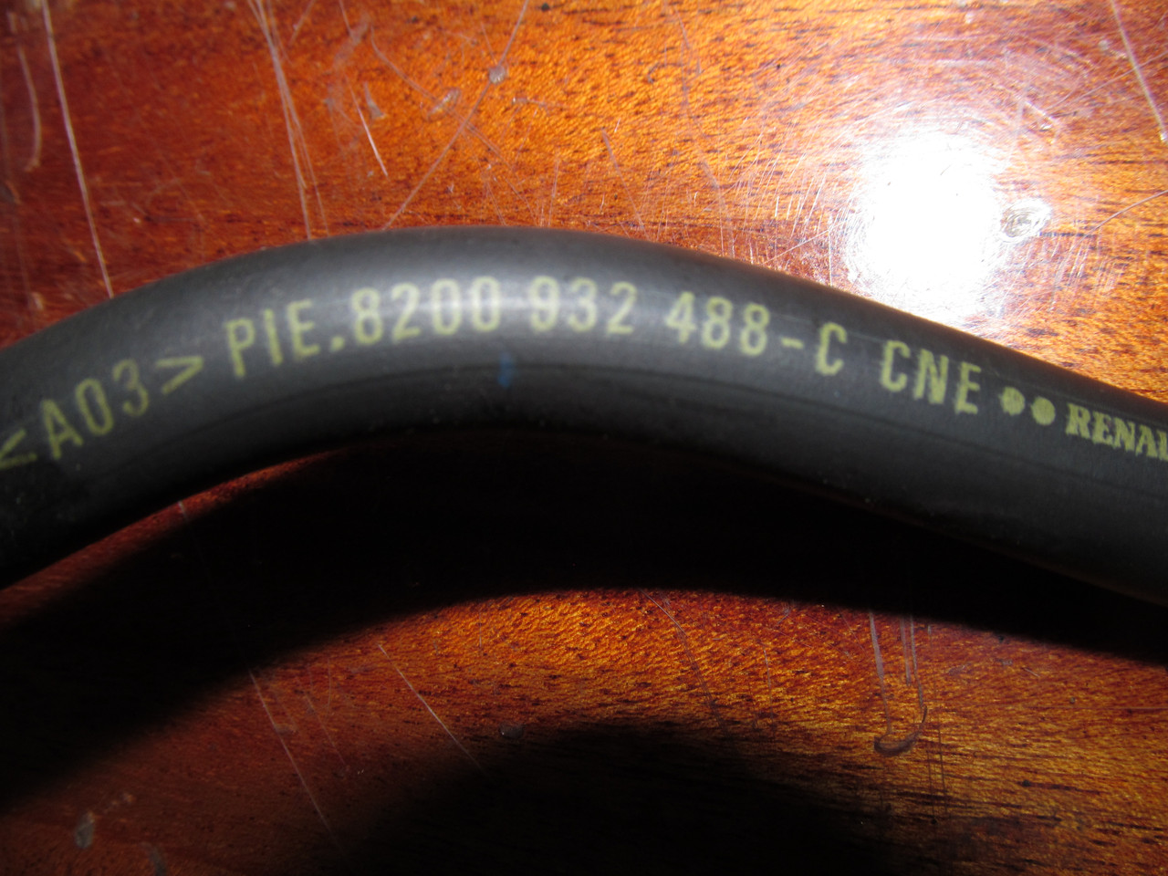 Купить Шланг вакуумный renault trafic 2.0 opel vivaro nissan primastar ...