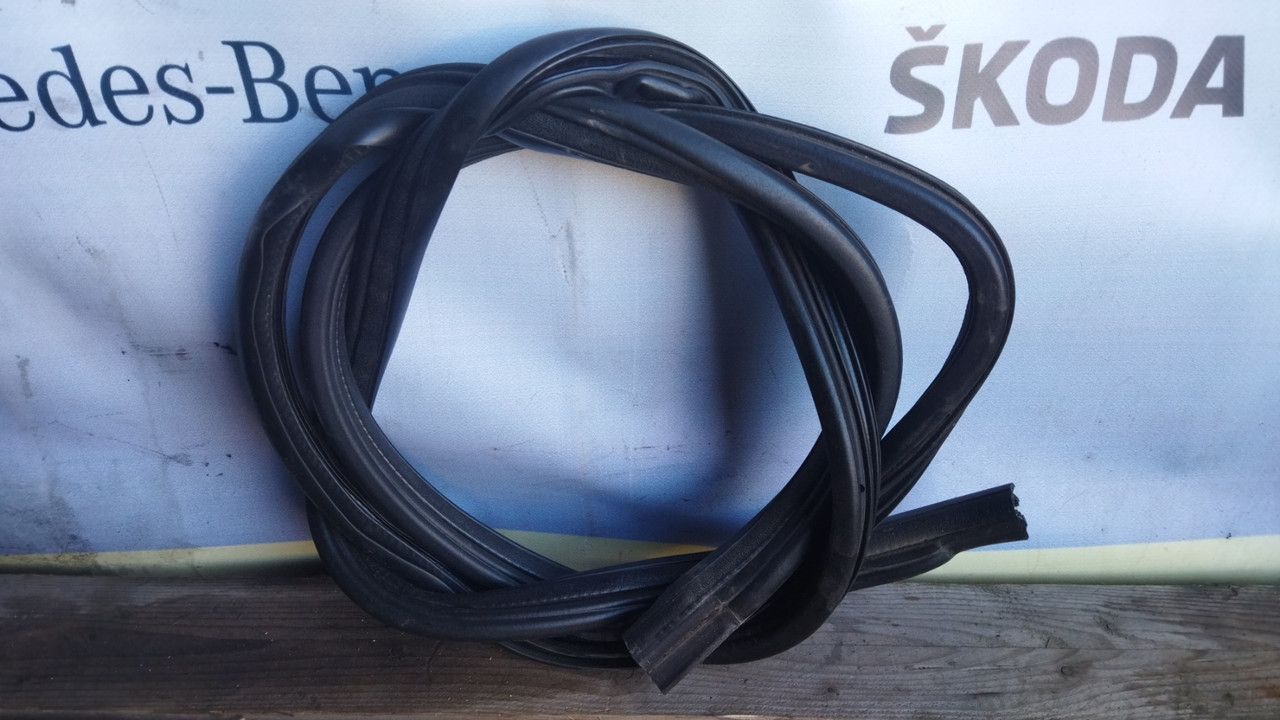 Б/У Уплотнитель Передней Левой Двери Land Rover Freelander 1 — в ...