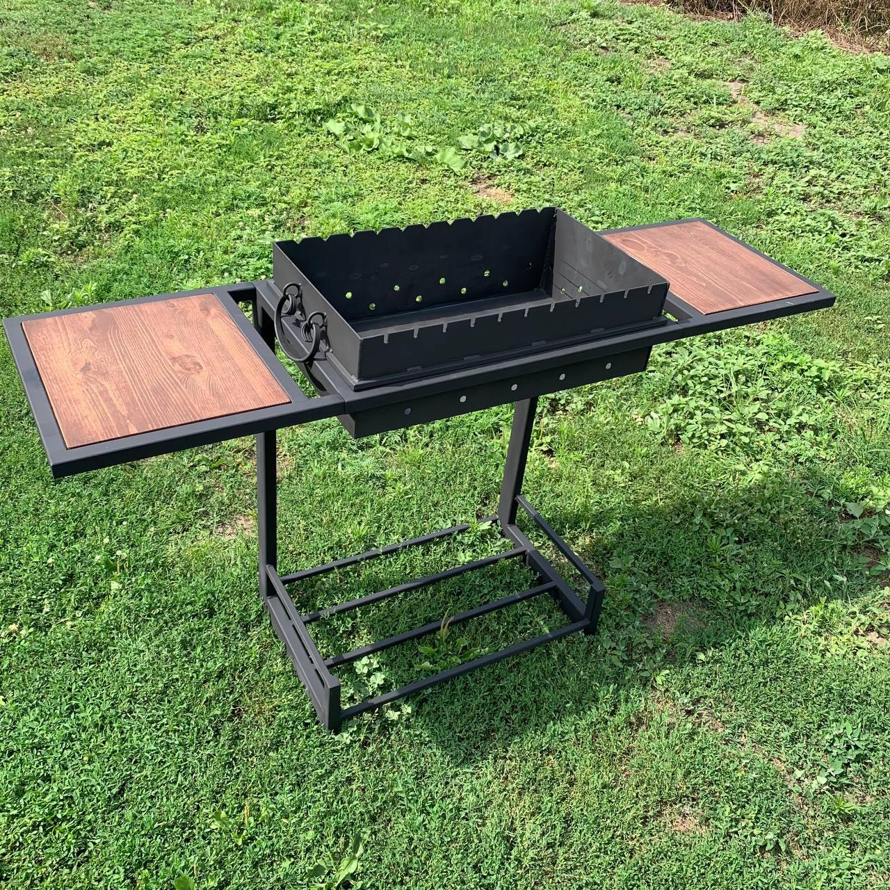 Купить Мангал 11 шампуров 3мм на дровнице (с двумя столиками и ...